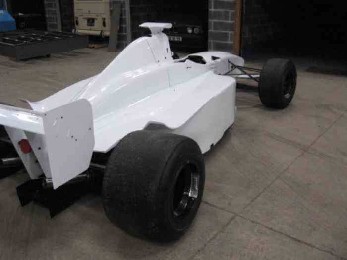 F3000 lola b99/50 chassis roulant - pièces et voitures de course à vendre, de rallye et de circuit.
