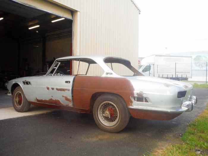 Vraie Iso Rivolta 340 IR de 1964 à restaurer ( vendue à 150 exemplaires ...