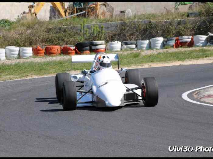 Monoplace RALT RT30 - pièces et voitures de course à vendre, de rallye ...
