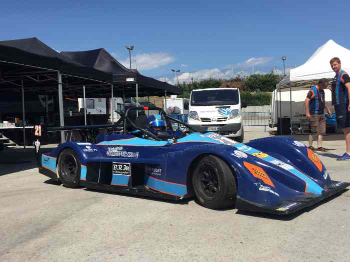 Funyo F5 - pièces et voitures de course à vendre, de rallye et de circuit.