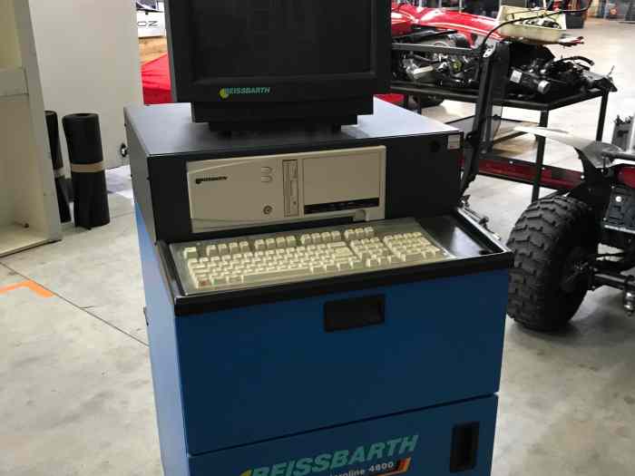 BEISSBARTH MICROLINE 4600 4 WHEEL ALIGNMENT MACHINE. Including 4 wheel ...