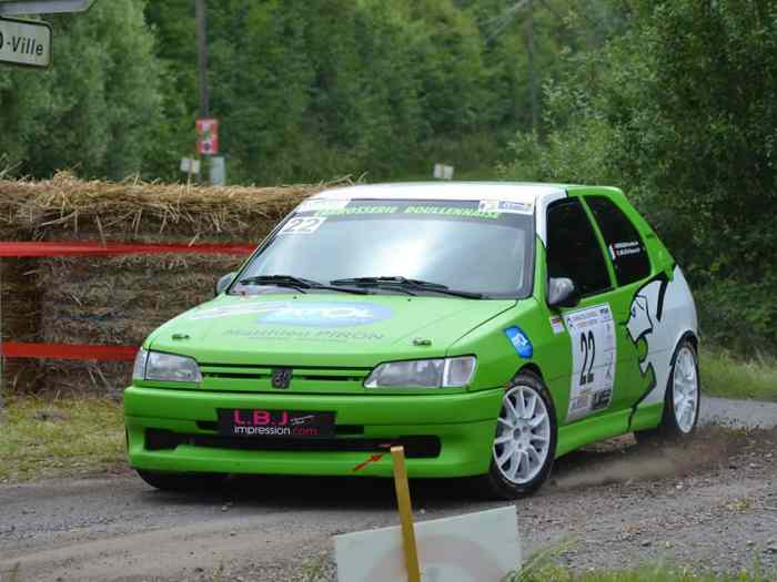306 S16 A7 En Pièces Ou Complète Pièces Et Voitures De Course à