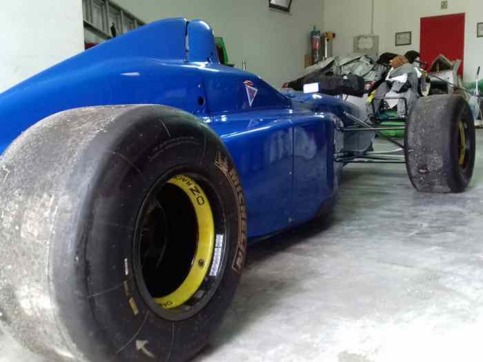 Vends LOLA F3000 T96/50 Alfa Romeo 3.0 v6 - pièces et voitures de course à vendre, de rallye et ...