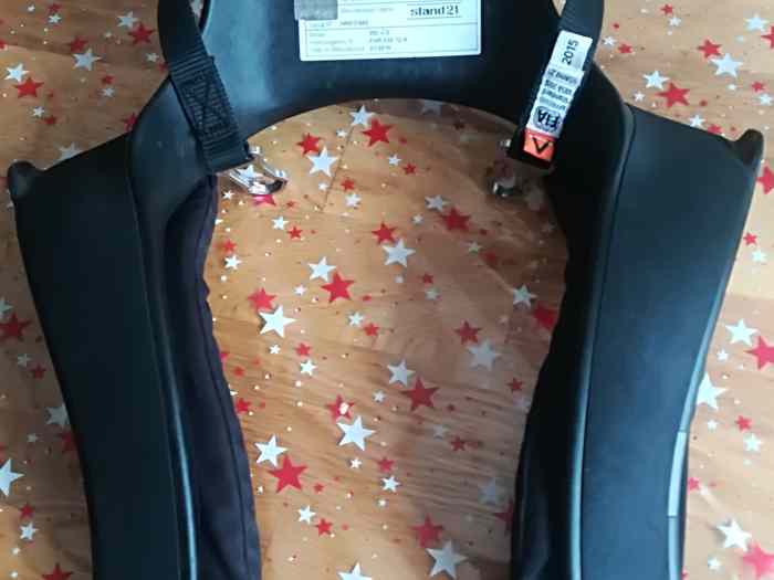 Hans - pièces et voitures de course à vendre, de rallye et de circuit.