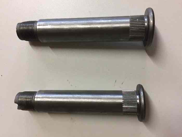 2 Fusées neuves pour train arrière de 206 RC - pièces et voitures de ...