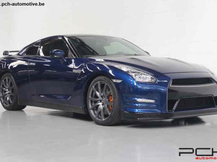 Nissan GT-R 3.8 Turbo V6 550cv Black Edition - pièces et voitures de ...