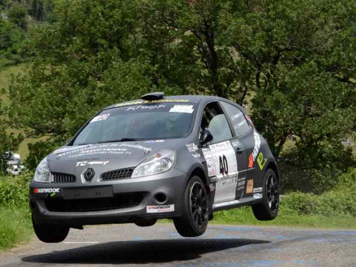 CLIO R3 MAX - pièces et voitures de course à vendre, de rallye et de ...