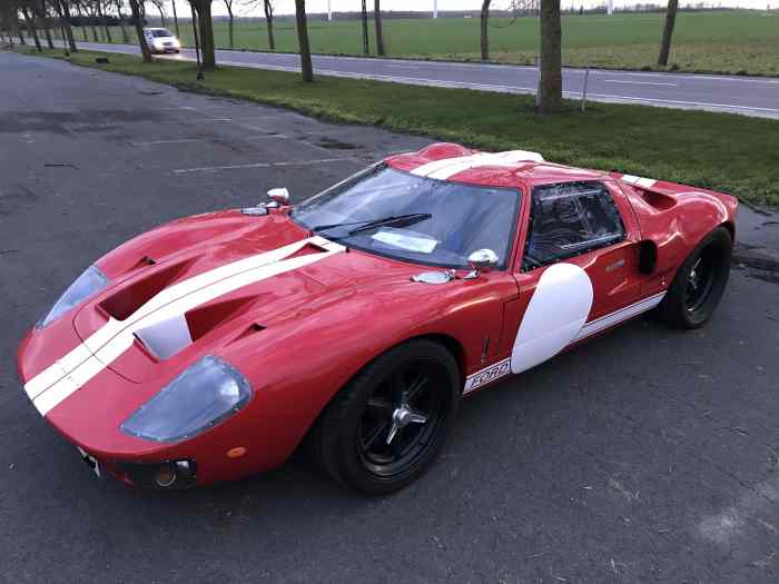 GT40 KVA - pièces et voitures de course à vendre, de rallye et de circuit.