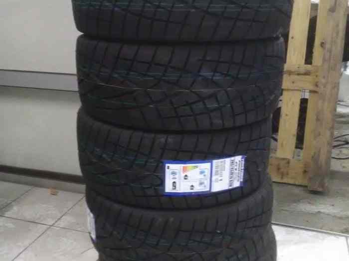 5 Toyo R1R NEUFS 205/45/16 - pièces et voitures de course à vendre, de ...
