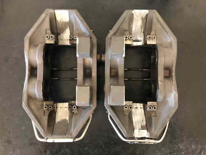 2 étriers AP RACING 4 PISTONS CP3228 révisés RENAULT / PEUGEOT - pièces ...