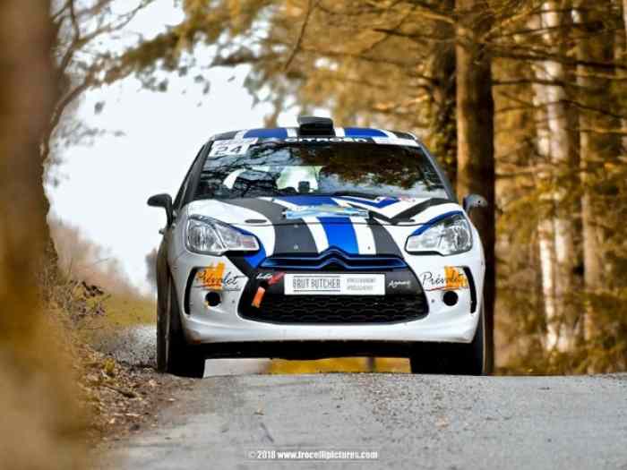 DS3 R3 - pièces et voitures de course à vendre, de rallye et de circuit.