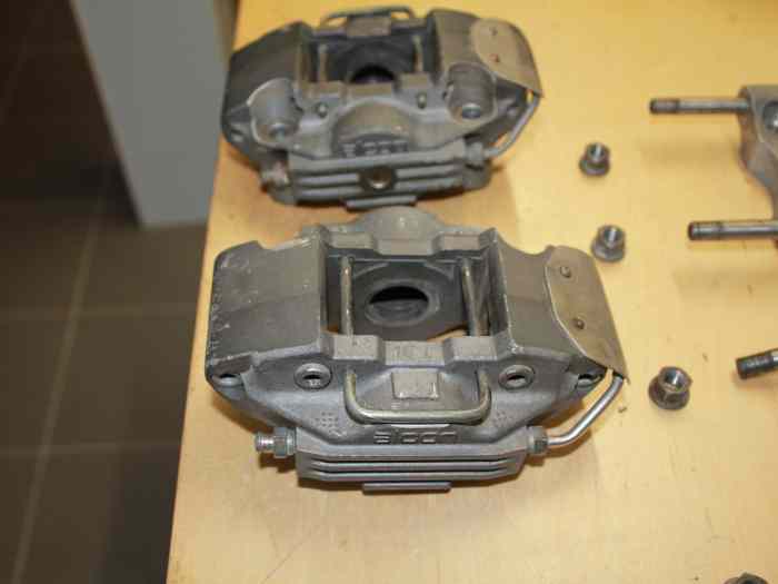 Alcon 2 pistons. - pièces et voitures de course à vendre, de rallye et ...