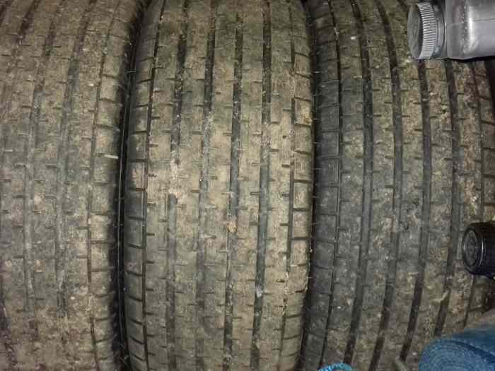 Pneu et jantes - pièces et voitures de course à vendre, de rallye et de ...