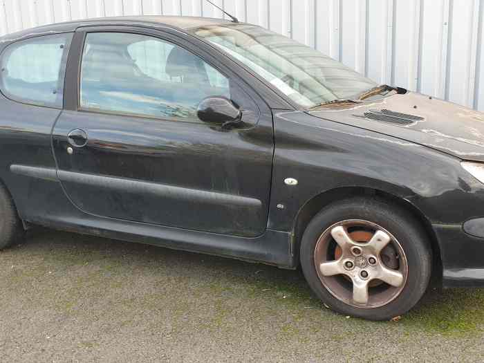 Peugeot 206 s16 - pièces et voitures de course à vendre, de rallye et de circuit.