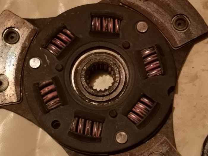 Embrayage PSA 180mm - pièces et voitures de course à vendre, de rallye ...