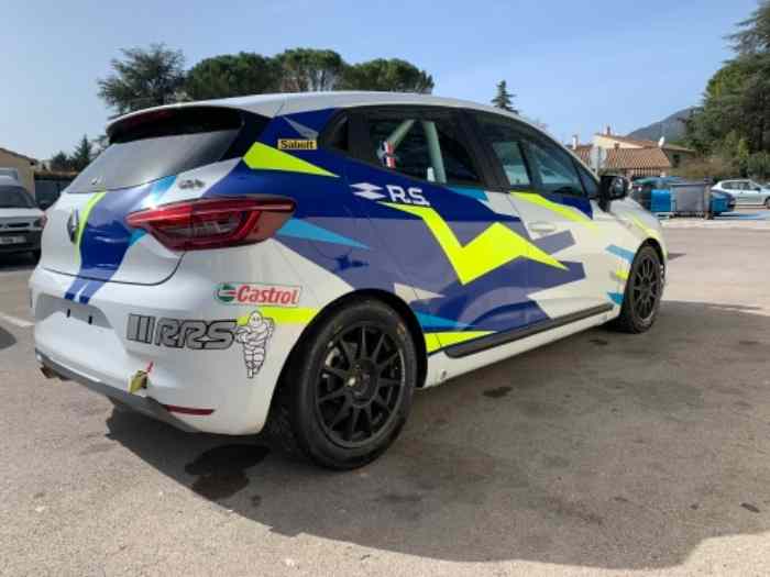 Clio rc5 comme neuve - pièces et voitures de course à vendre, de rallye et de circuit.