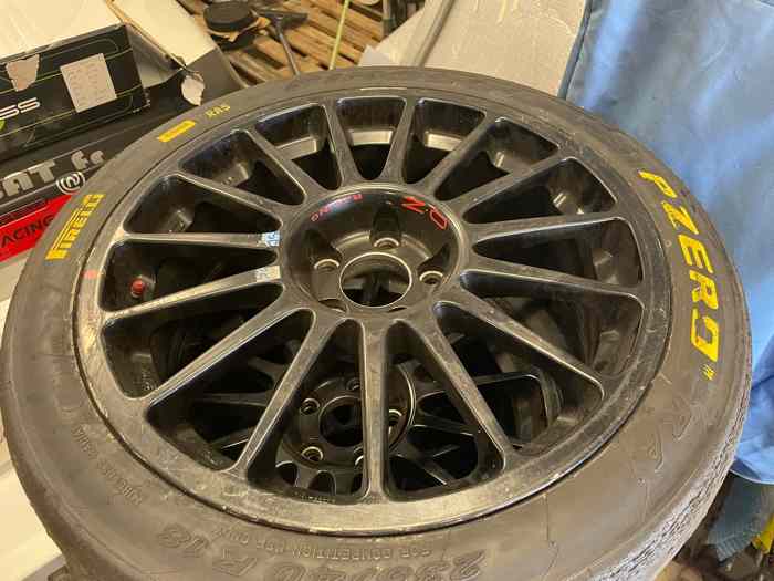 Jante OZ Racing asphalte tarmac ORECA Kit R4 R2-Kit - pièces et ...