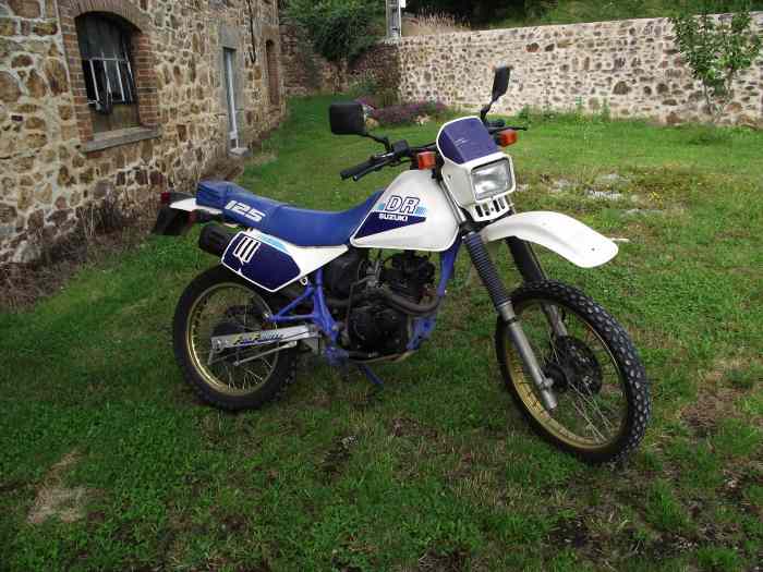 VD 125 DR - pièces et voitures de course à vendre, de rallye et de circuit.