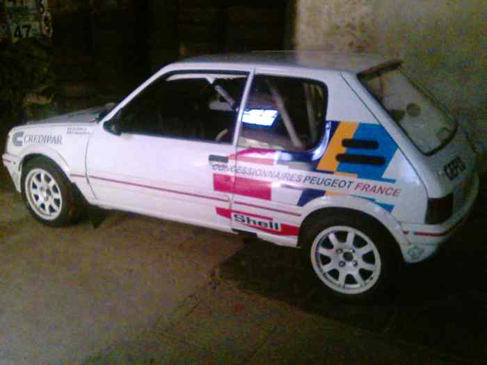 Peugeot 205 GTI GrA . Possibilité VHC - pièces et voitures de course à ...