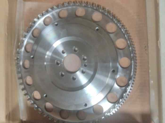 Volant moteur Swindon Clio 3 - pièces et voitures de course à vendre ...