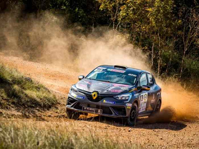 Clio rc5 TERRE championne clio trophy France terre 2021 - pièces et voitures de course à vendre ...