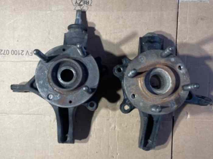 Pivot C2 - pièces et voitures de course à vendre, de rallye et de circuit.