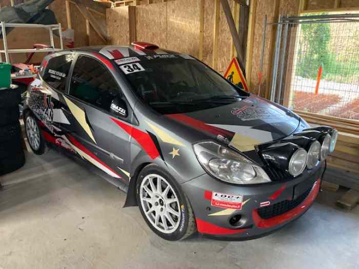 clio R3 - pièces et voitures de course à vendre, de rallye et de circuit.