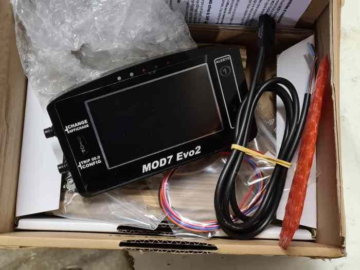 Dashboard MOD7 EVO 2 S NEUF - pièces et voitures de course à vendre, de rallye et de circuit.