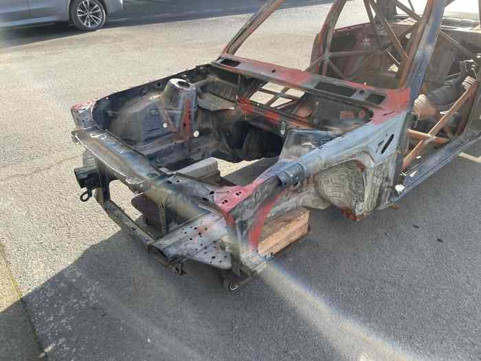 BMW M3 E30 Chassis Gr. A VENDU - pièces et voitures de course à vendre ...