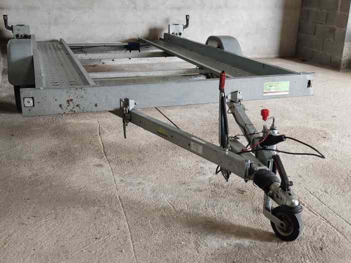 Plateau remorque porte voiture - pièces et voitures de course à vendre ...