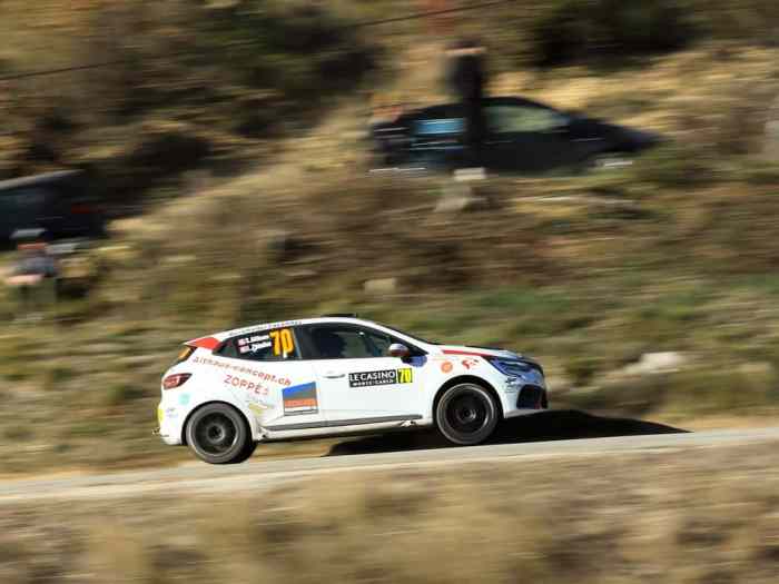 Renault Clio Rallye 4 - pièces et voitures de course à vendre, de rallye et de circuit.