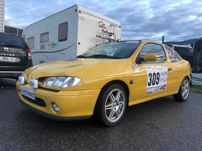Superbe MEGANE 1 Coupé F7r 1996 - pièces et voitures de course à vendre, de rallye et de circuit.
