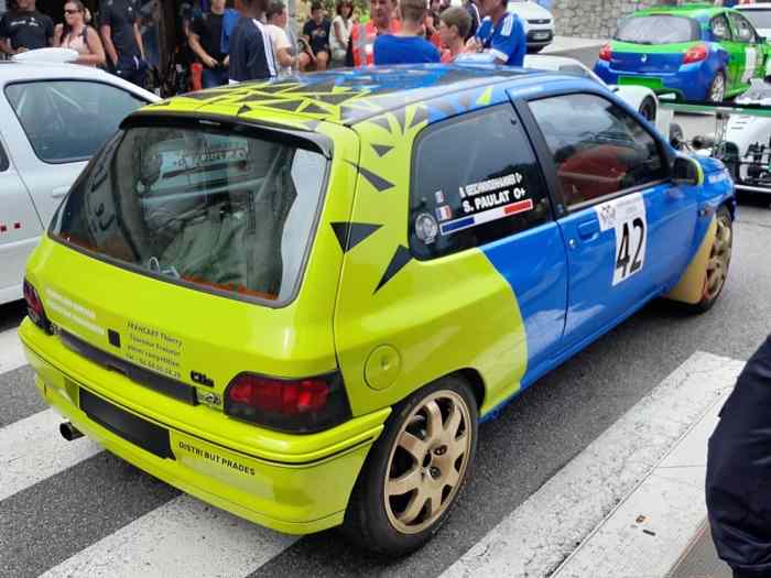 Clio grA - pièces et voitures de course à vendre, de rallye et de circuit.