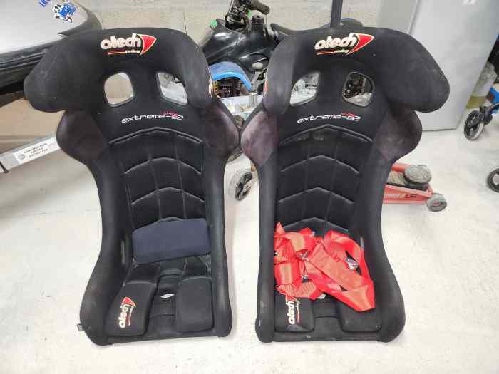 2 bacquet Atech extrême S2 + 1 Harnais Sabelt 6 points - pièces et ...