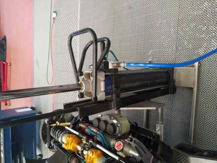 Offre 2 Camozzi à prix cassés.... - pièces et voitures de course à ...