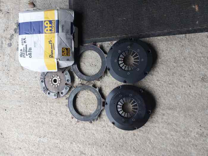 Vend mécanisme embrayage clio r3 - pièces et voitures de course à vendre, de rallye et de circuit.
