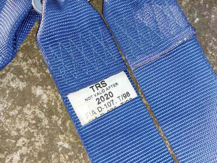 Harnais 6 points Turn One - pièces et voitures de course à vendre, de ...