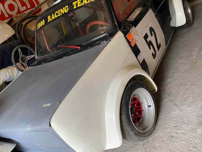 Caisse Simca rallye - pièces et voitures de course à vendre, de rallye et de circuit.