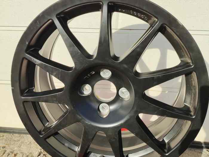 Jantes Clio 5 Cup - pièces et voitures de course à vendre, de rallye et ...