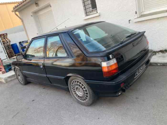 R11 Turbo - pièces et voitures de course à vendre, de rallye et de circuit.