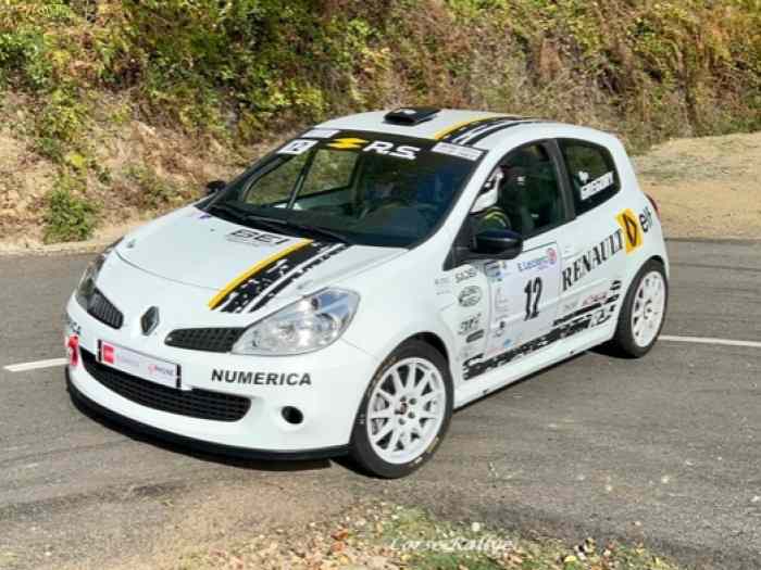 Clio 3 R3 f2000 - pièces et voitures de course à vendre, de rallye et ...