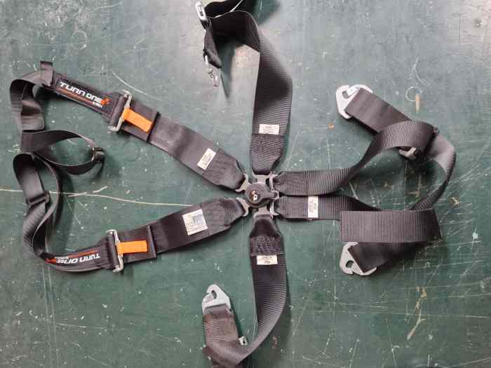 Harnais 6 points Turn One - pièces et voitures de course à vendre, de ...