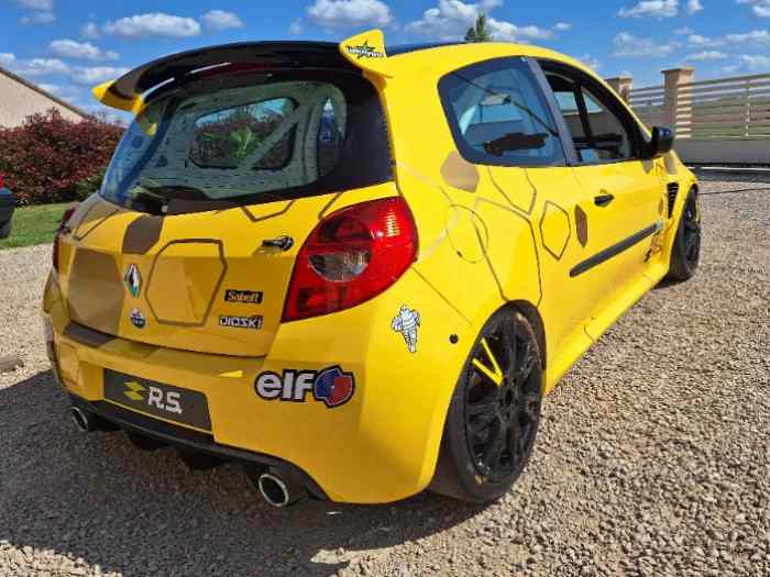 Renault Clio 3 cup X85 - pièces et voitures de course à vendre, de ...