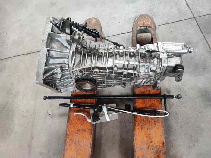 Boite UN1 transconcept - pièces et voitures de course à vendre, de ...