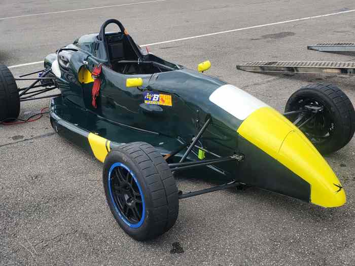 Formule Ford Swift SC95 Zetec - pièces et voitures de course à vendre ...