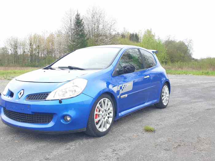 Clio 3 rs - pièces et voitures de course à vendre, de rallye et de circuit.