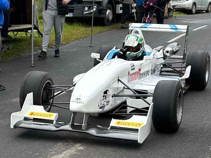 Superbe F399 evo 301 sans matériel - pièces et voitures de course à ...