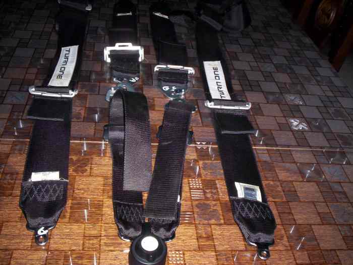 Harnais 6 points - pièces et voitures de course à vendre, de rallye et ...