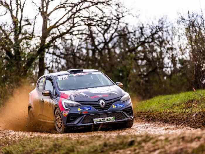 Renault Clio V RC5 - pièces et voitures de course à vendre, de rallye et de circuit.