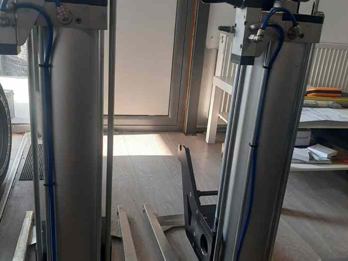 Air lifts Camozzi - pièces et voitures de course à vendre, de rallye et ...